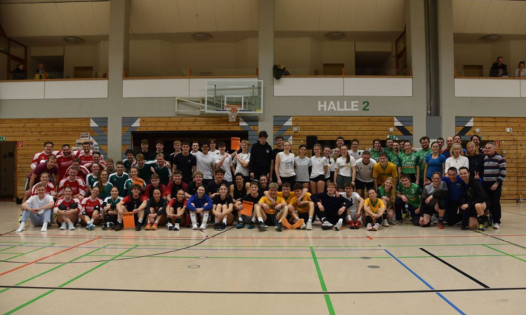 Volleyball-Spektakel zum Jahresabschluss – Jakob-Brucker-Gymnasium
